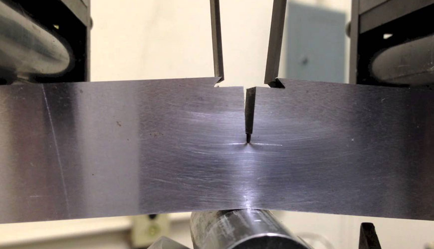 Materiales metálicos ISO 12135: método de prueba combinado para ...